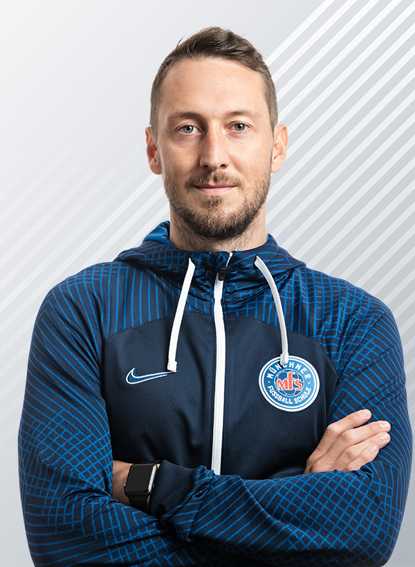 Dominic Ferrari - Muenchner Fussball Schule